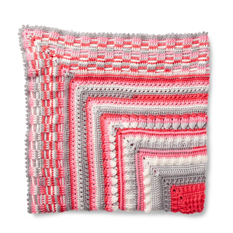 10+ Free Center Out Crochet Blanket Patterns - Moogly!
