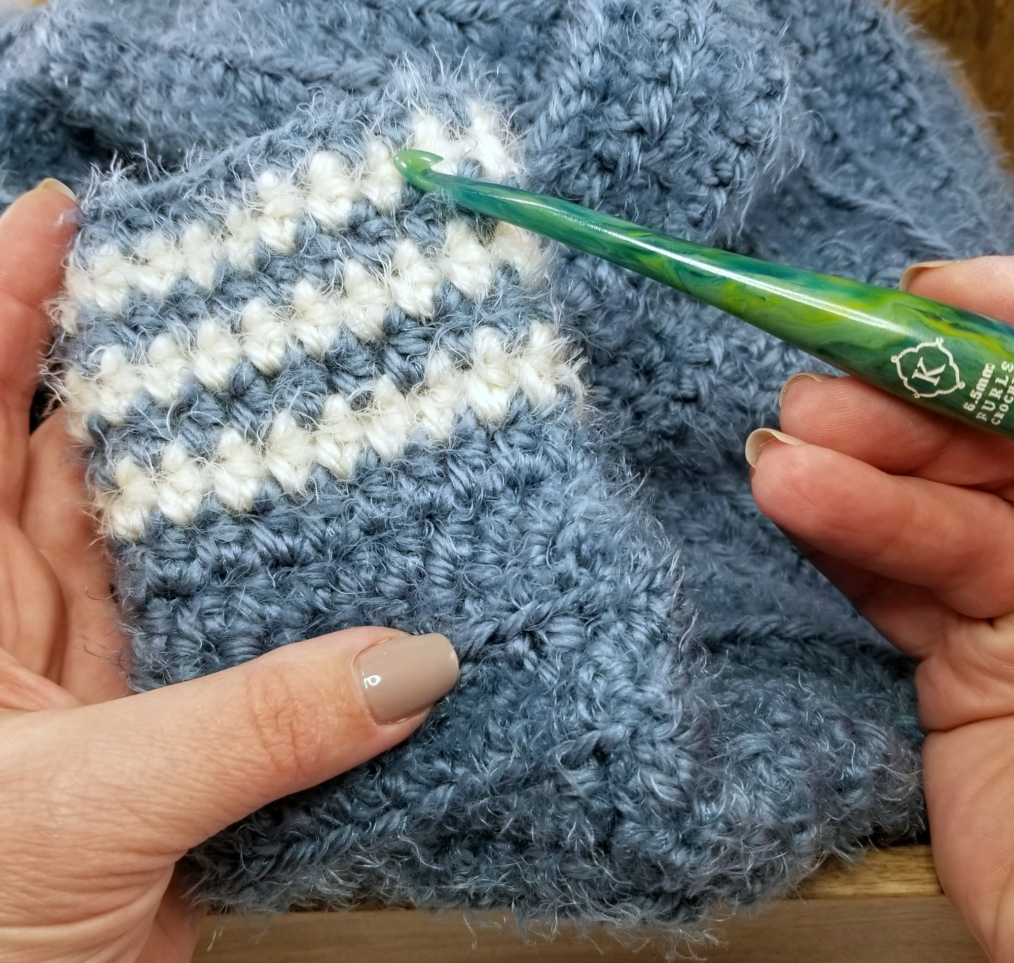 Retro Cropped Cardi - Free Crochet Pattern on Moogly