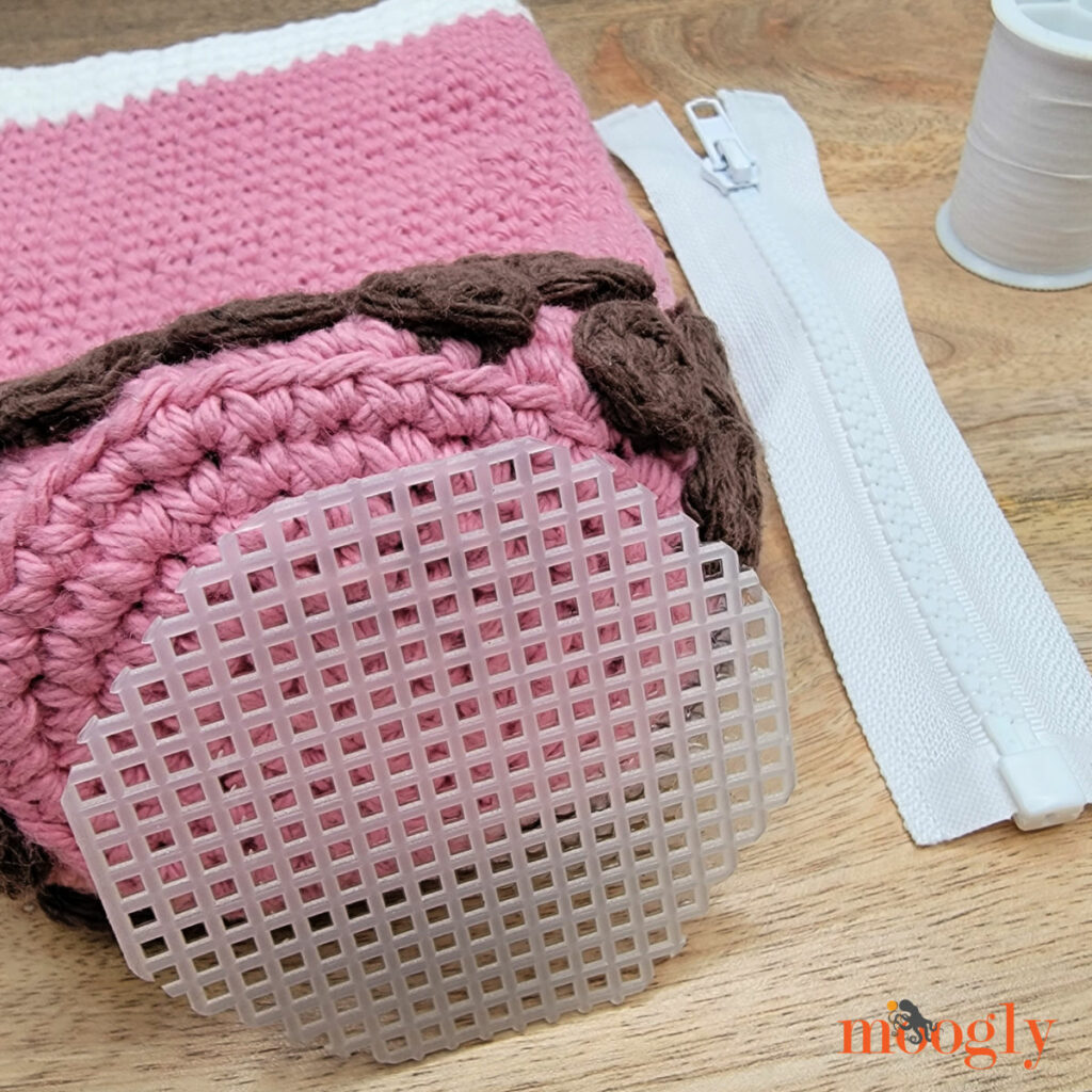 Boba Tea Crochet Pouch - Free Crochet Pattern on Moogly