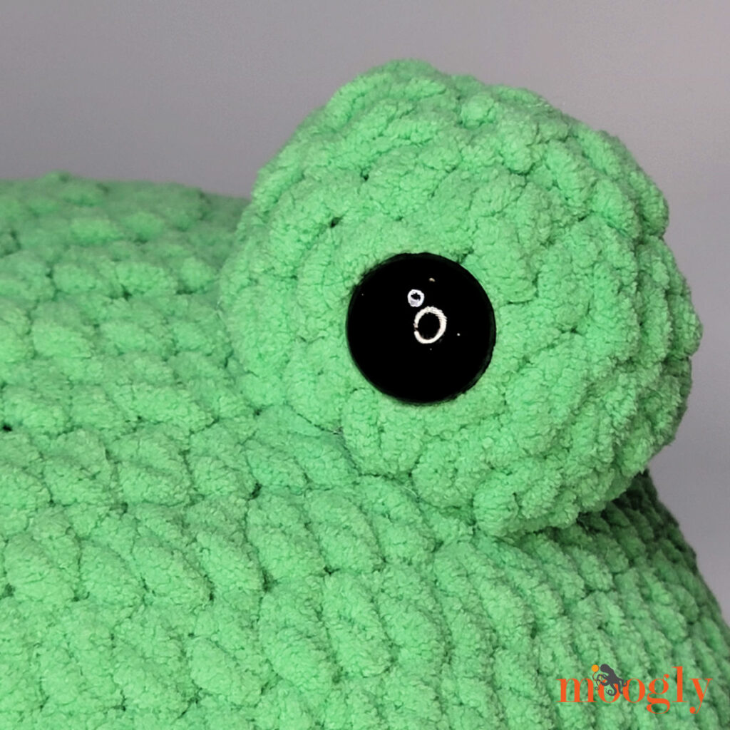 Frog Squish - Free Crochet Amigurumi Pattern on Moogly