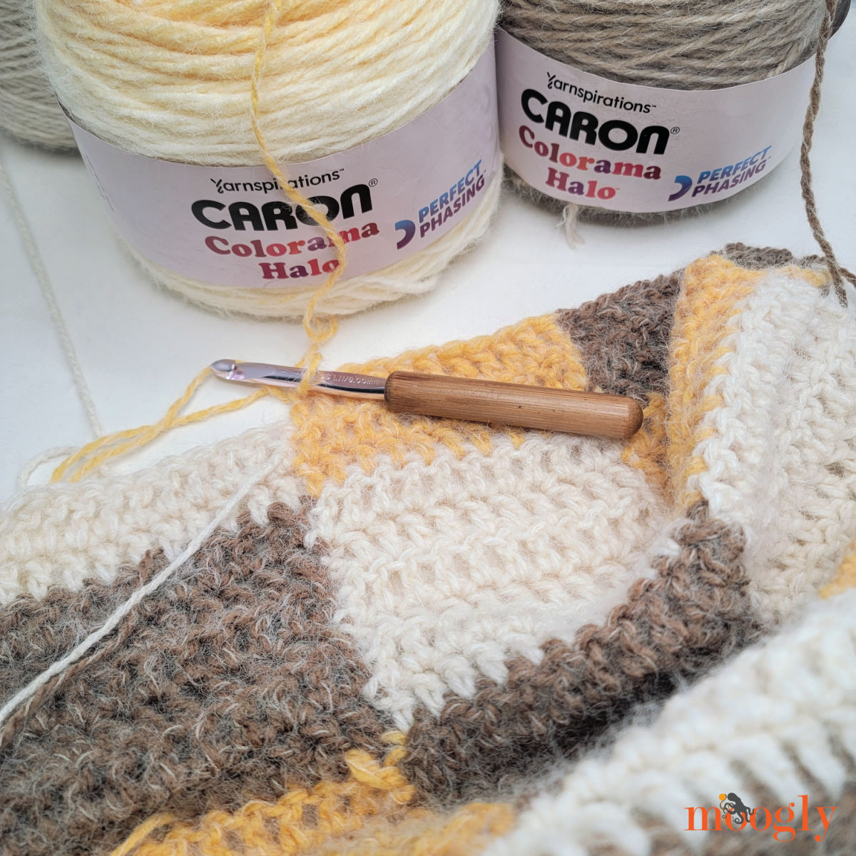 Big Checked Crochet Scarf - Free Pattern on Moogly