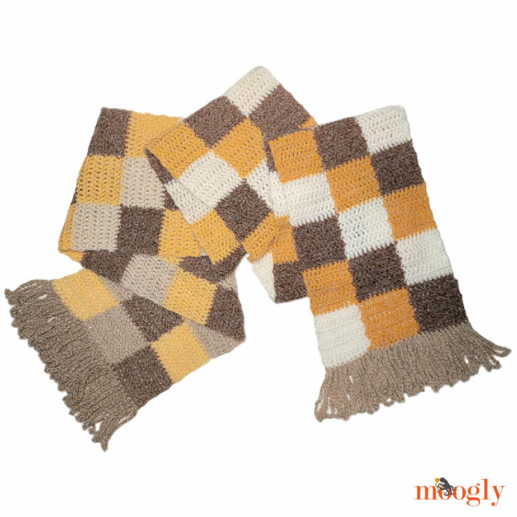 Big Checked Crochet Scarf - Free Pattern on Moogly