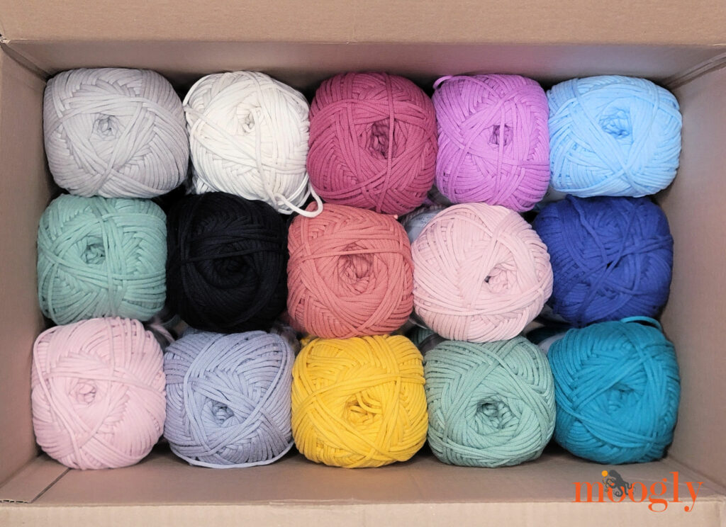 Bernat Maker Yarn Giveaway - Win 4 Skeins on Moogly